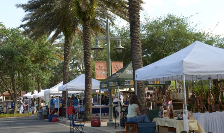 Market Nights Have Returned to the Squares Since June - Gazette News ... Market Nights Have Returned to the Squares Since June - Gazette News ...